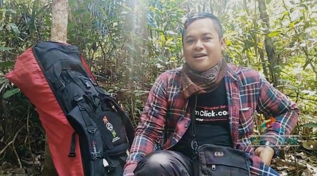 NEWS VIDEO : Liburan Berbeda, Perjalanan Camping Buka Jalur di Hutan ...